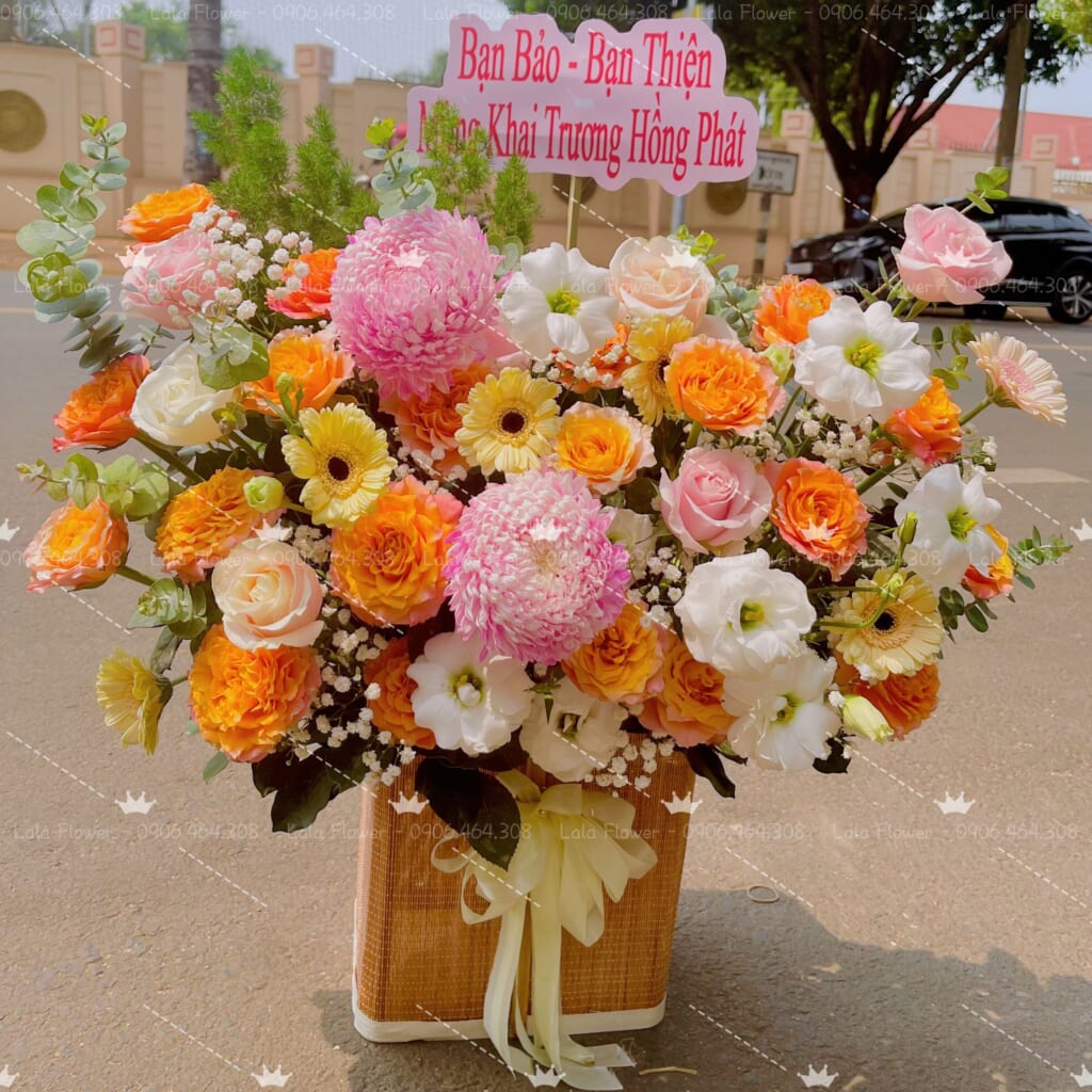 Mẫu 15 - The Charming - Lala FLower - Shop Hoa Tươi DakLak